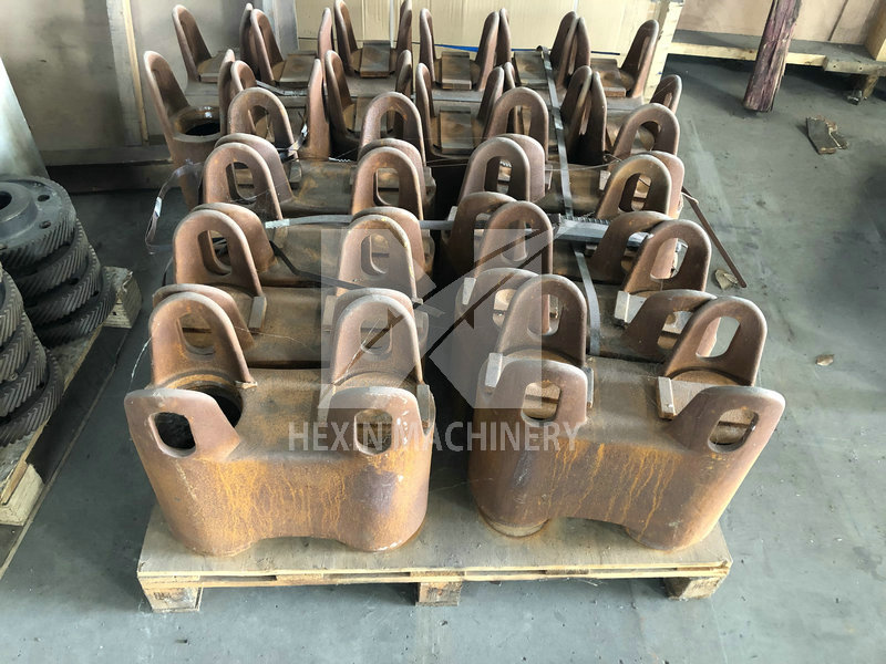 Plug Headers with Mule Ear Style_Qingdao Hexin Machinery Expert for ...